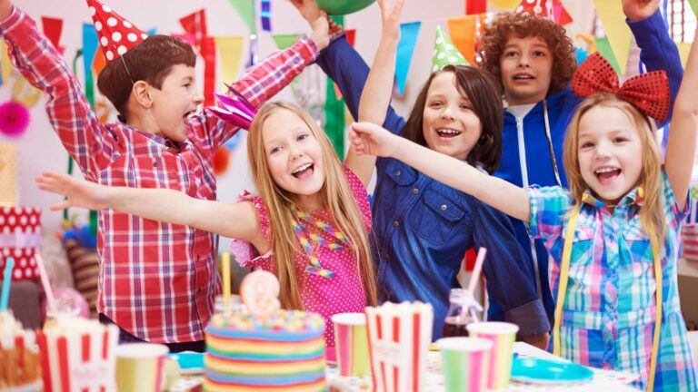 #1 Birthday Party room rental Ottawa - Crazy Bear Amusement